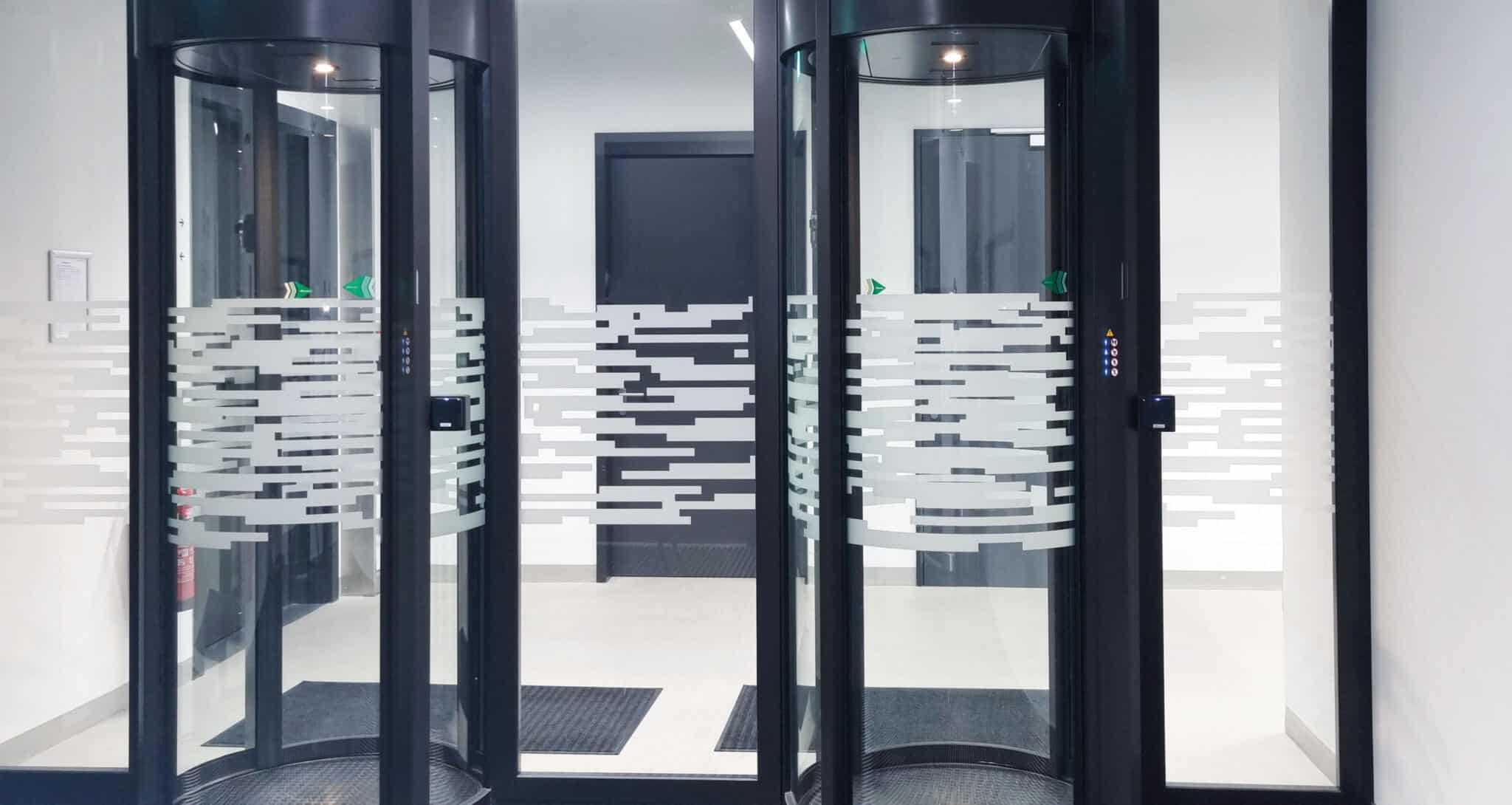 Data Center Access Control: Modern Access Management